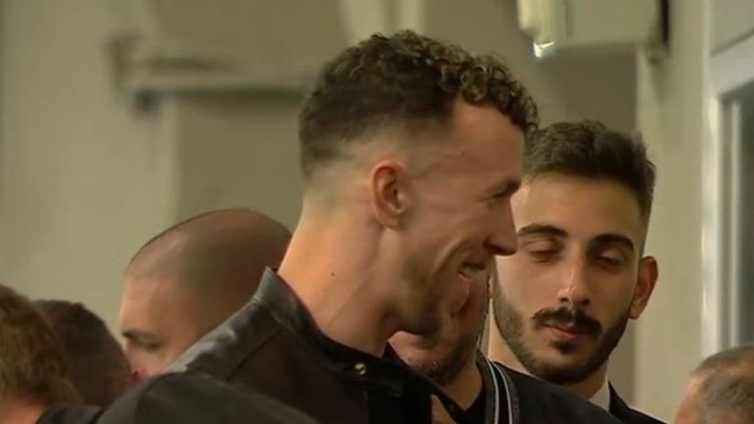 Ivane, vrime je: Perišić na tribinama bodri bivši klub | Germanijak